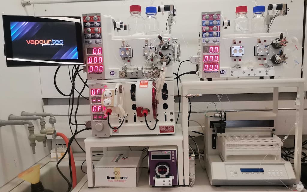 RS-300 Vapourtec reactor – FloW4All