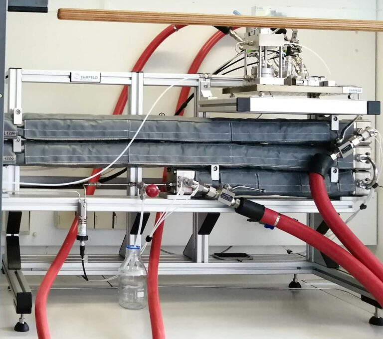 New Ehrfeld Miprowa Matrix reactor in our lab - FloW4All